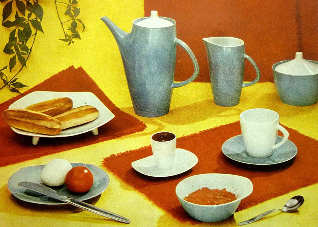 Retro Czech Tea Sets in the Mid Century Style | Tres Bohemes