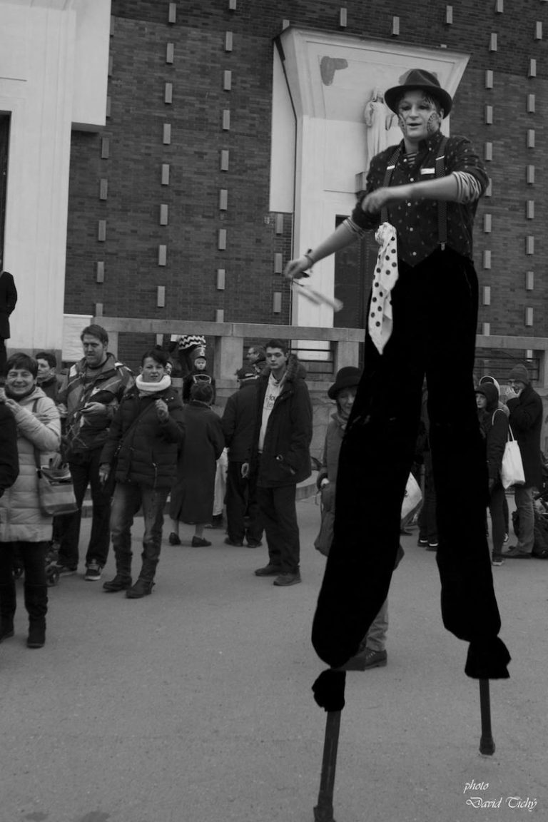 A Series of Moments Captured Through The Lens of David Tichý | Tres Bohemes