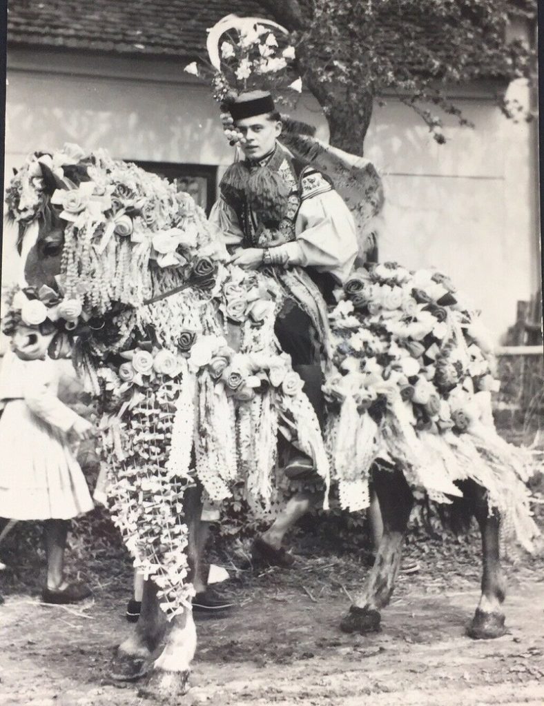 The Ride of the Kings Festival | Tres Bohemes